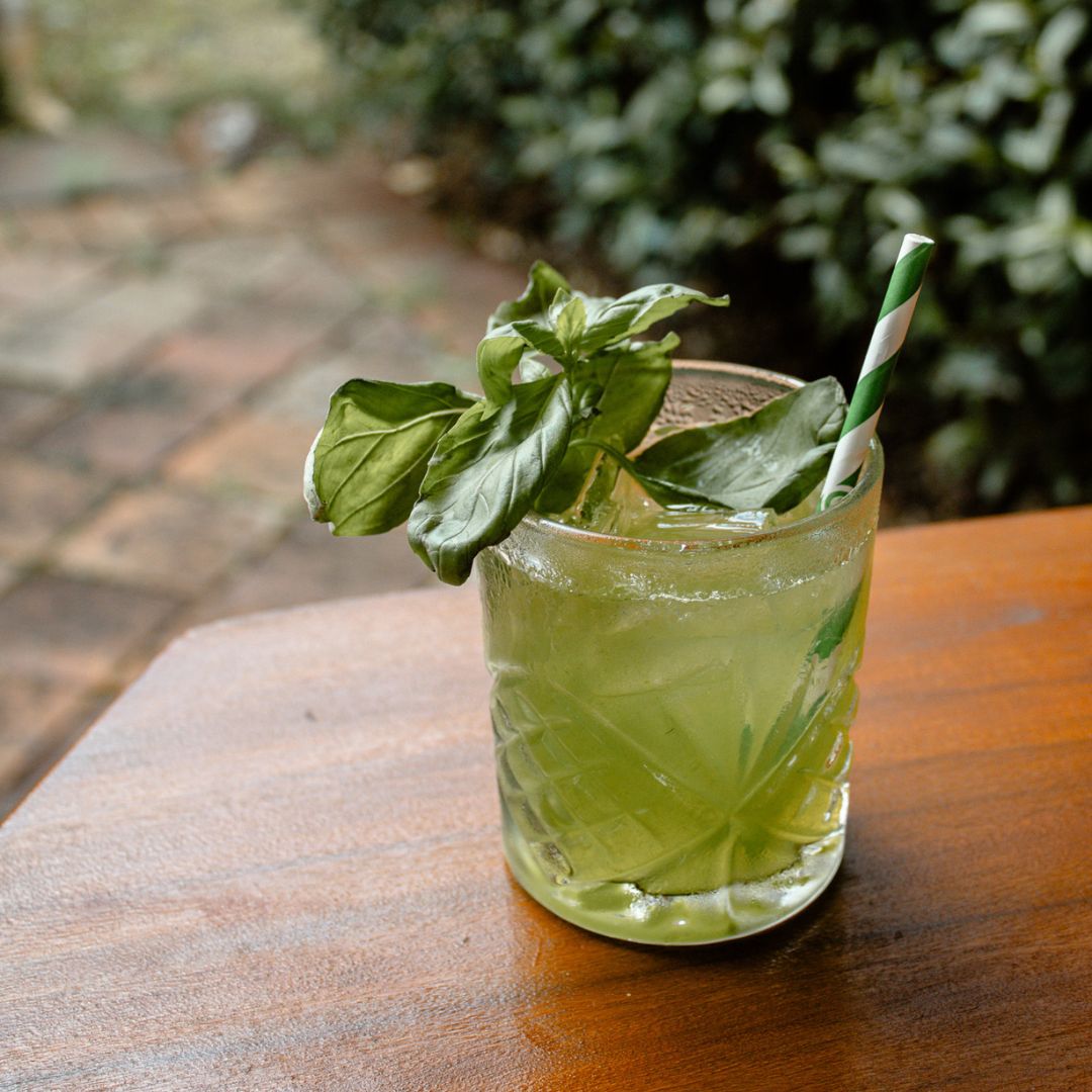 Basil Blush – Tamborine Mountain Distillery